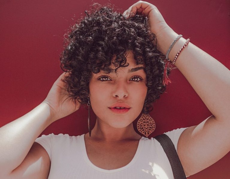 How to Style Short 4c Natural Hair: 4 Easy Styles